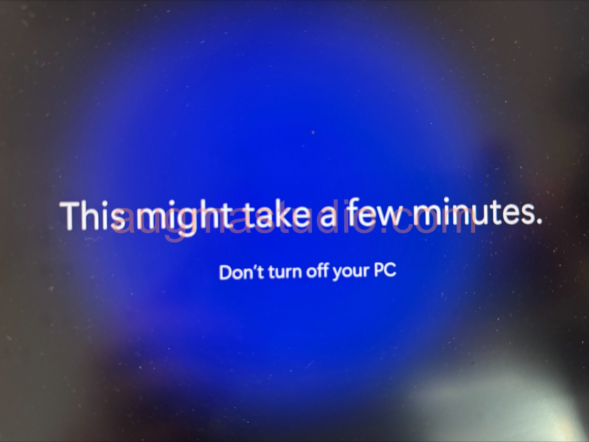 The quickest way to bypass Windows 11 OOBE - AugmaStudio